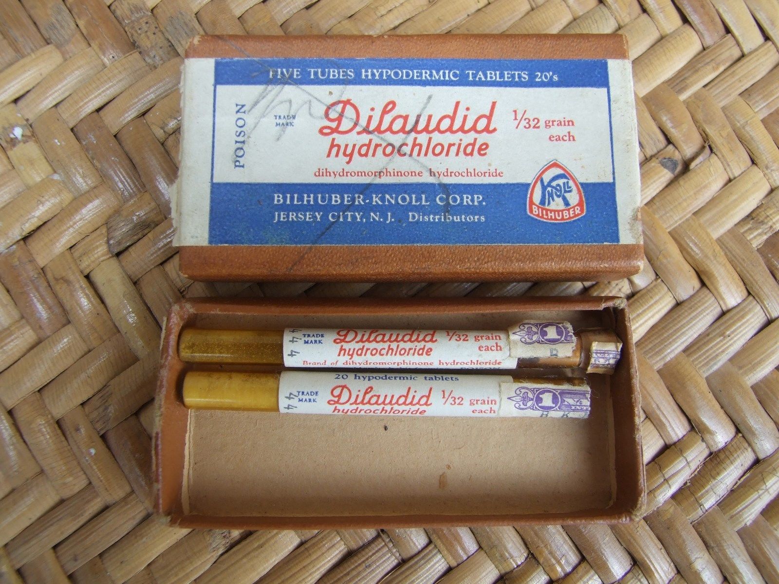 Risks of Dilaudid Abuse: Withdrawal and Detox../